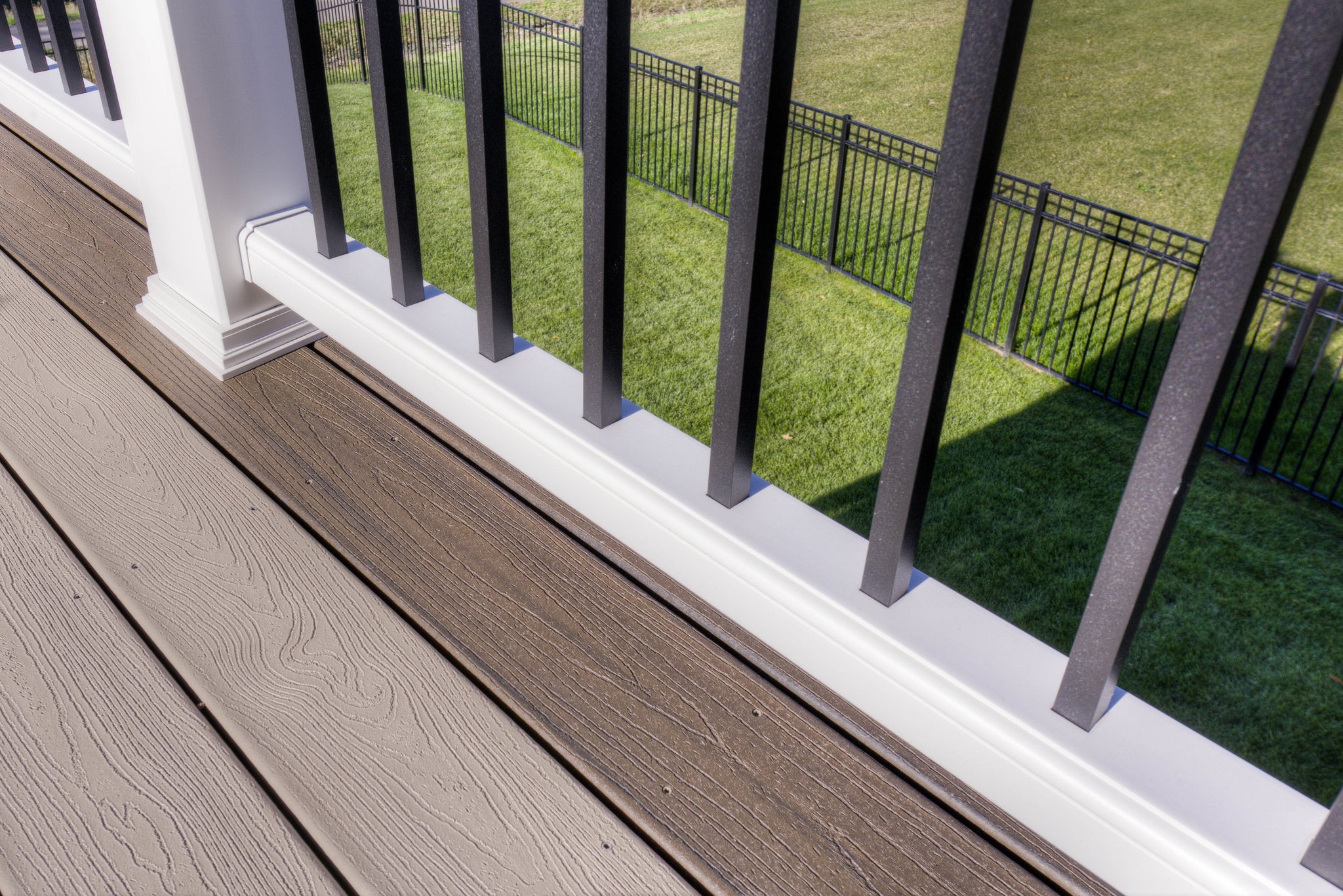 Trex Transcend Top and Bottom Rails – Pro Deck Supply